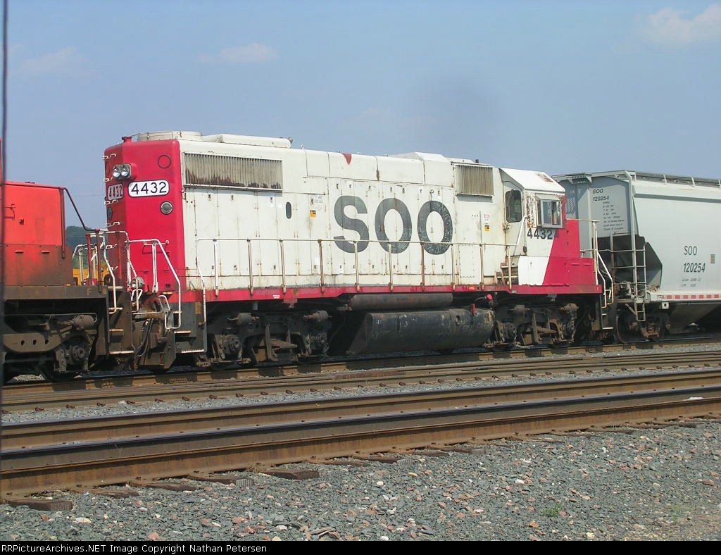 SOO 4432
